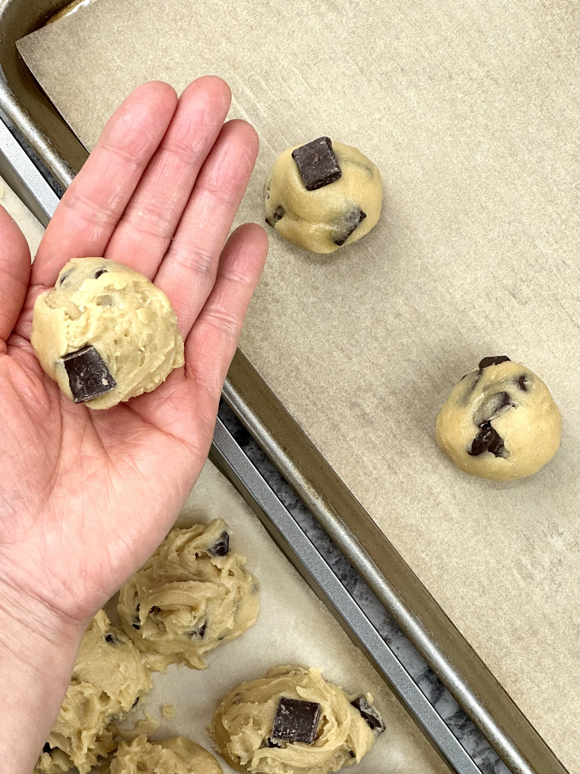 Messed Up Chocolate Chip Cookies | In Good Flavor